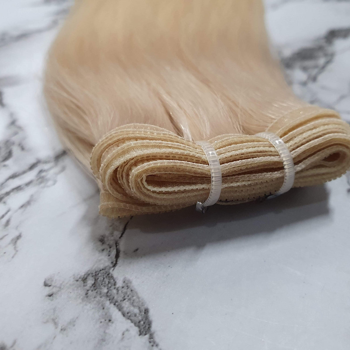 22" Premium Machine Weft Hair Extensions #60 Platinum Blonde – Platinum ...